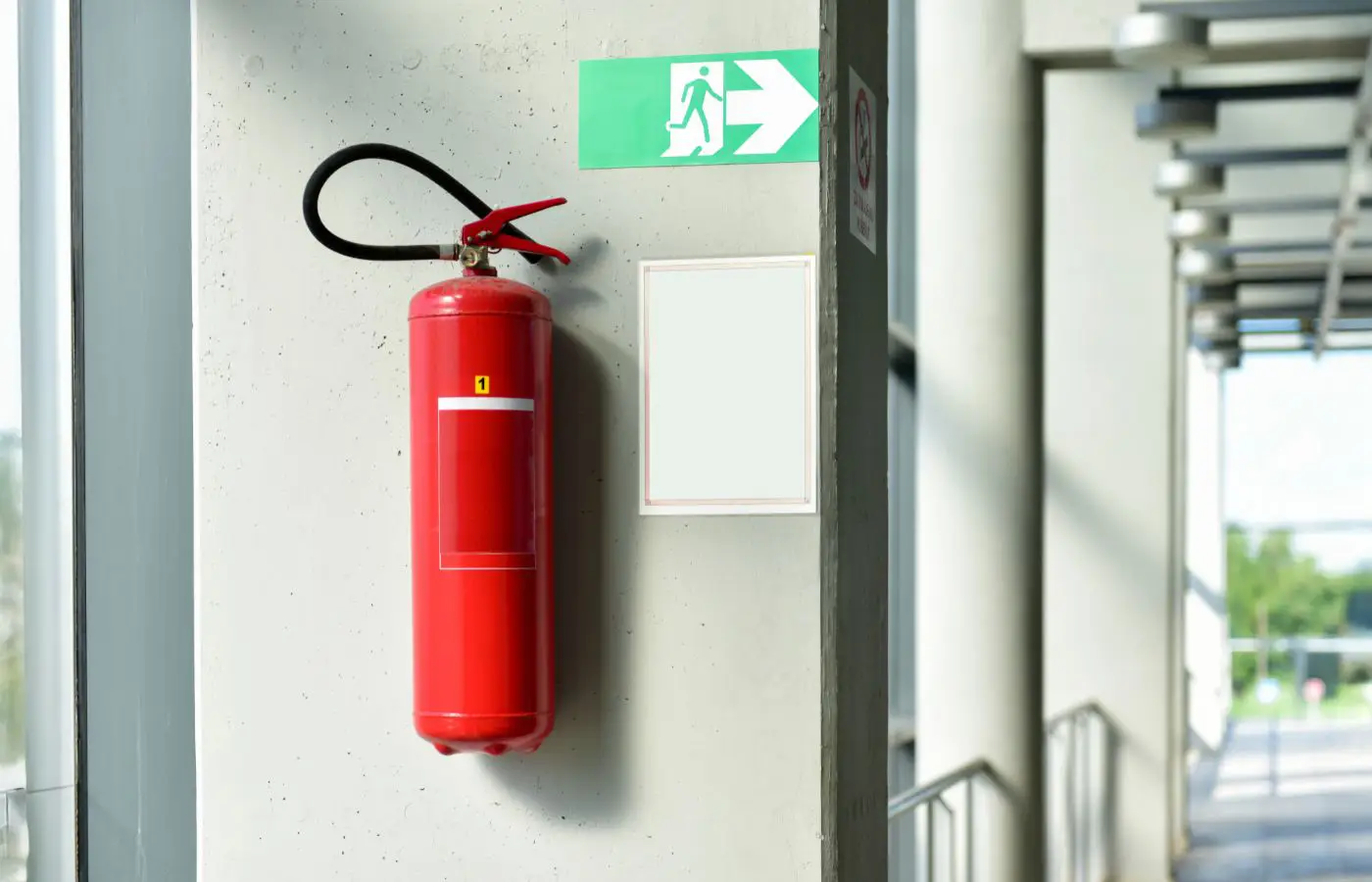 Sécurité incendie : guide pour prévenir les incendies en entreprise ...